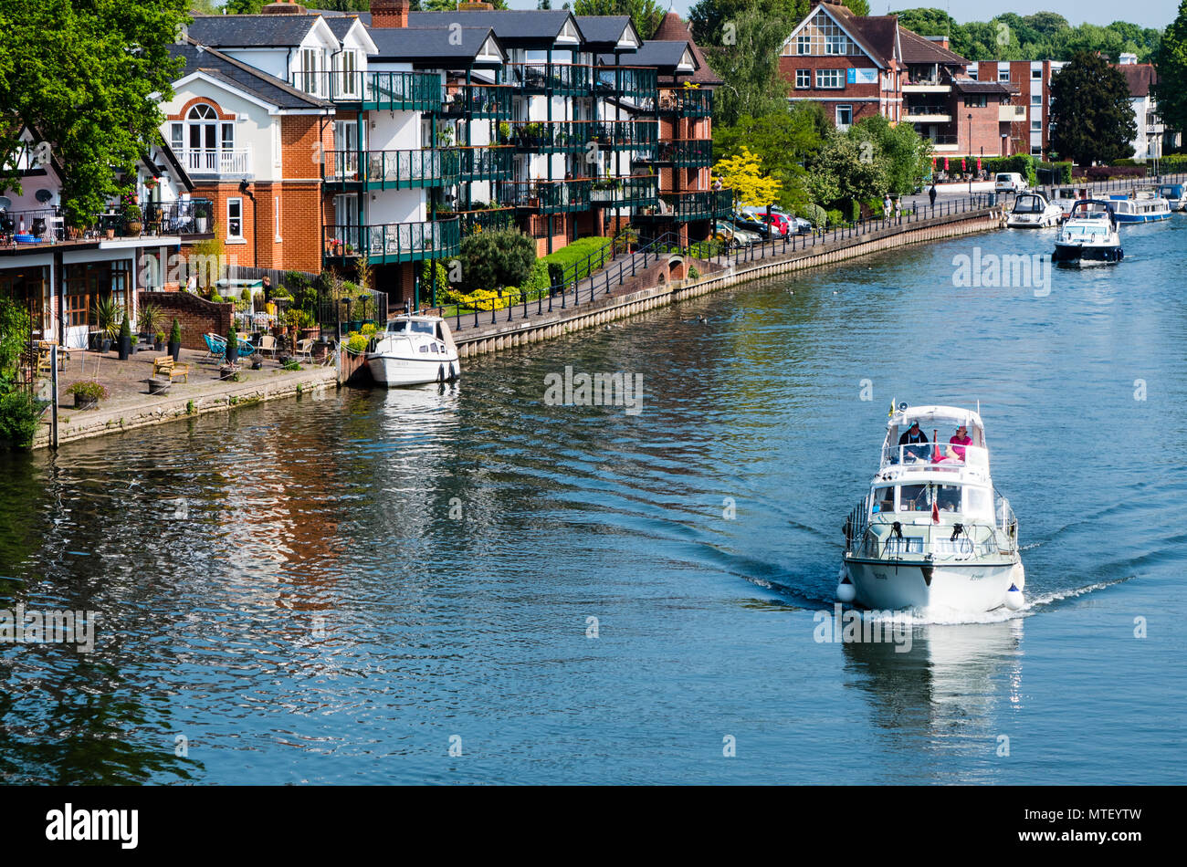 Maidenhead berkshire england uk hi-res stock photography and images - Alamy