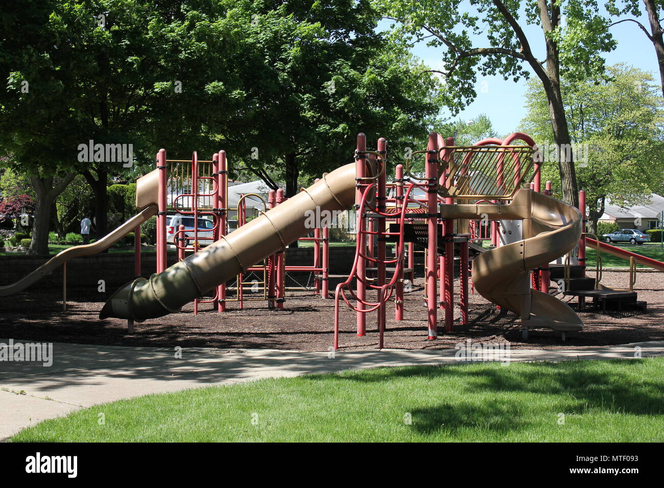 Informal public park hi-res stock photography and images - Alamy