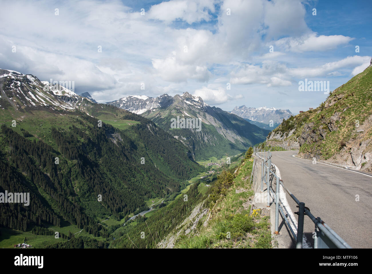 Klausenpass hi-res stock photography and images - Alamy