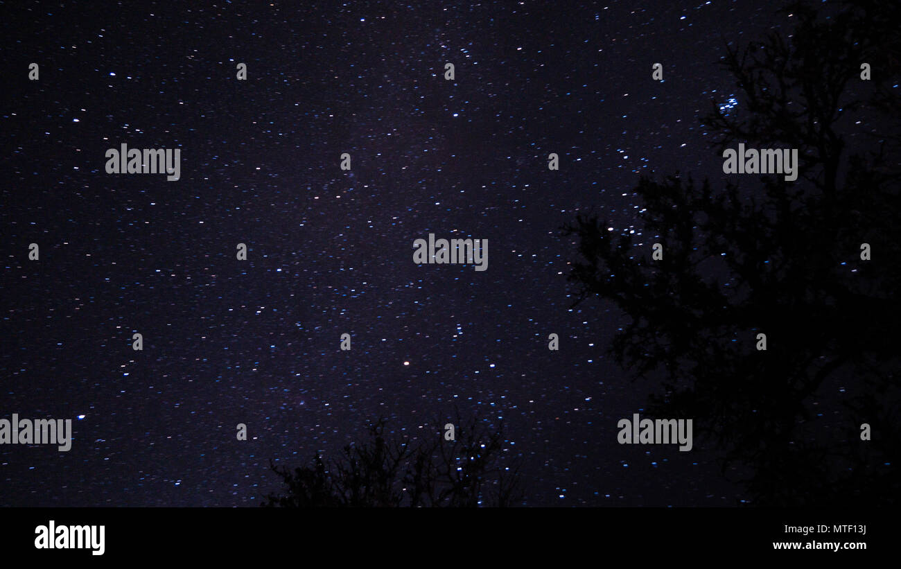 Long exposure night sky stars hi-res stock photography and images - Alamy