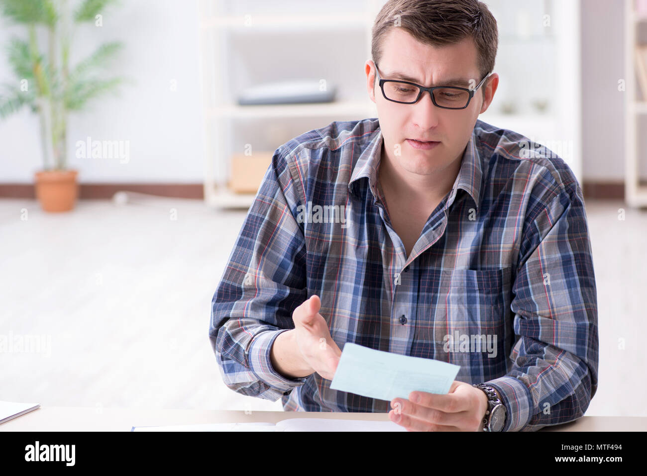 Tax return frustrated hi-res stock photography and images - Alamy
