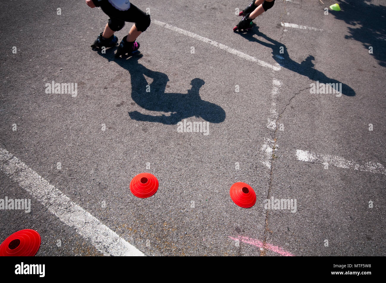 Woman legs shadow movement hi-res stock photography and images - Alamy