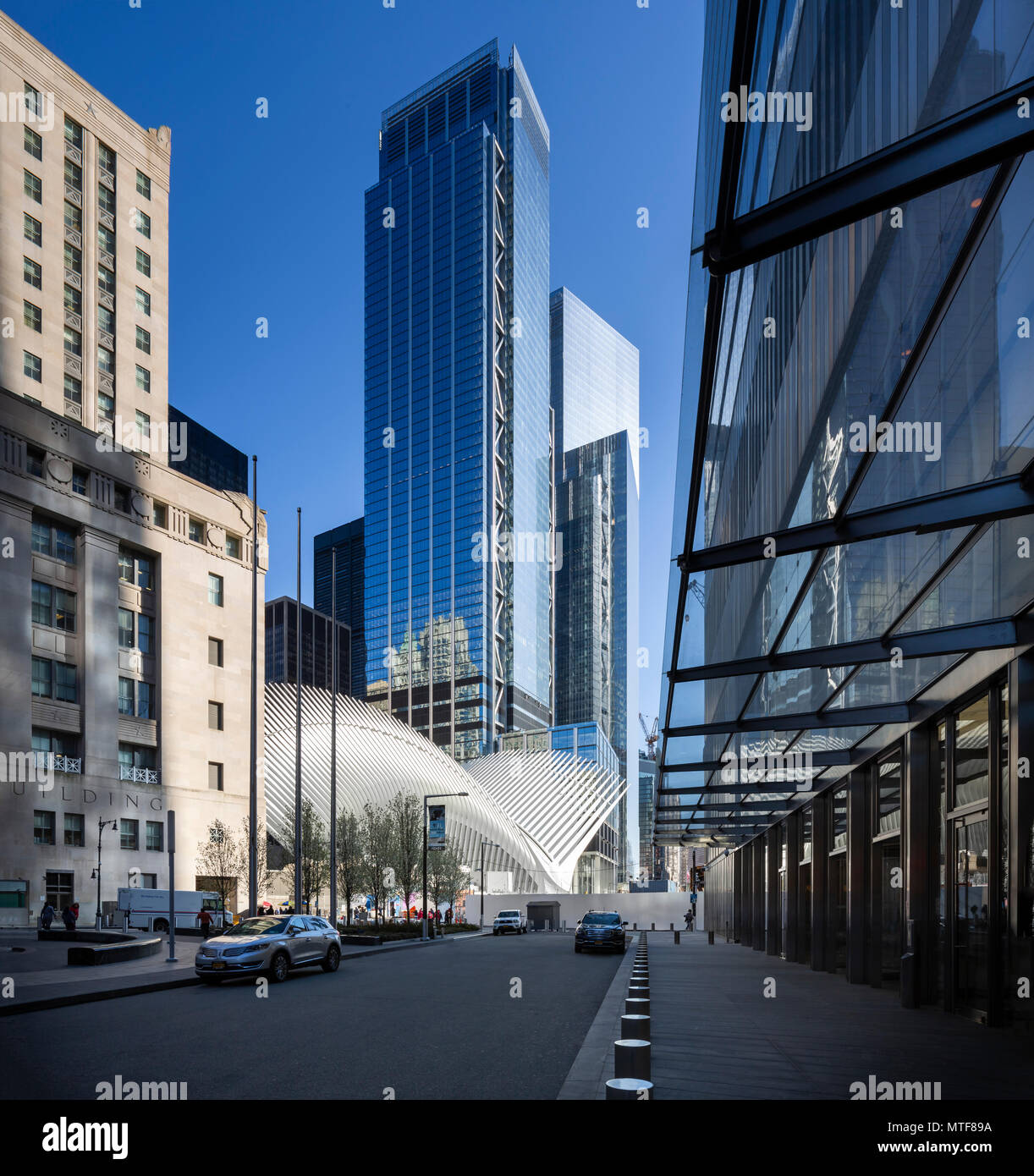 The Oculus World Trade Center Transportation Hub at Ground Zero in ...