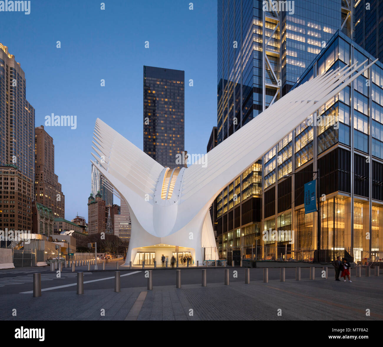 The Oculus World Trade Center Transportation Hub at Ground Zero in ...