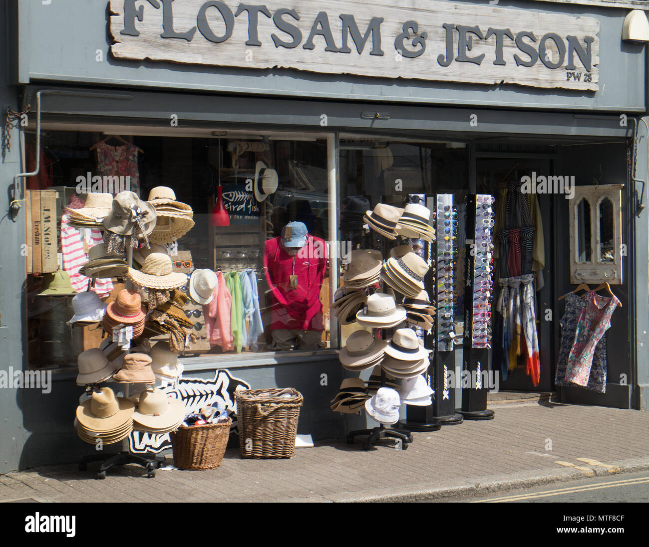 Tourist shop padstow hi-res stock photography and images - Alamy