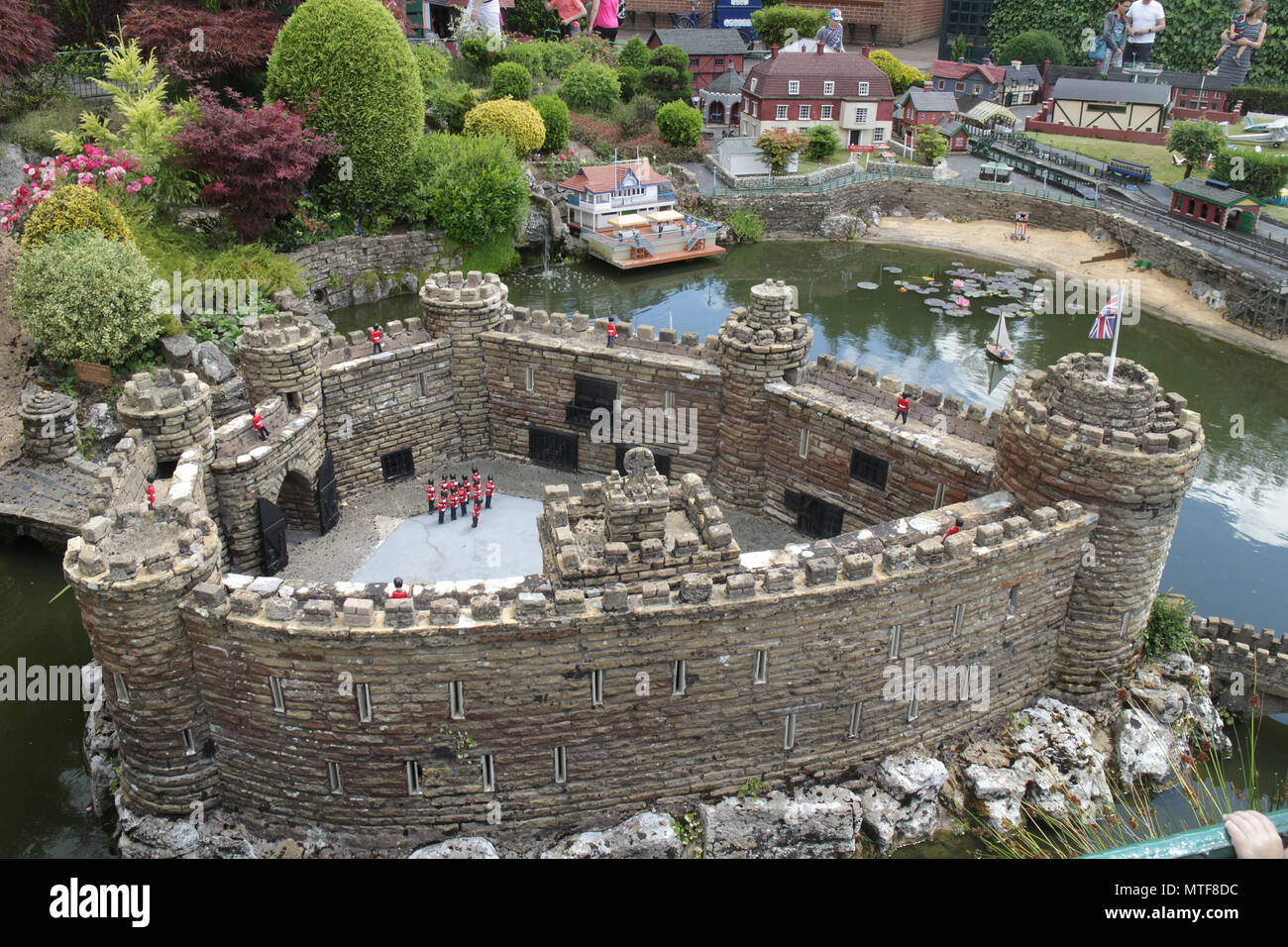 Bekonscot Model Village, Beaconsfield, Buckinghamshire Stock Photo - Alamy