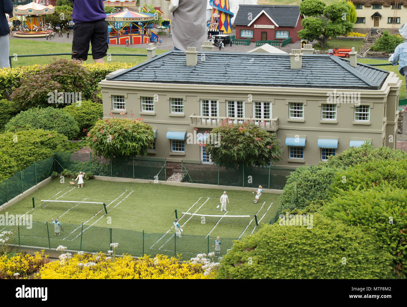 Bekonscot model village beaconsfield hi-res stock photography and ...