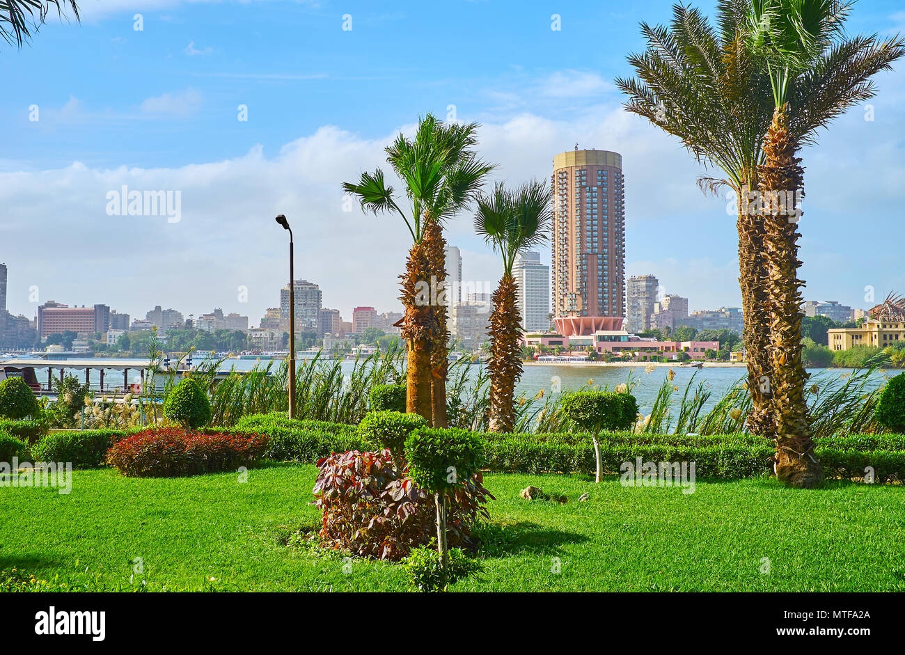 Corniche al cairo hi-res stock photography and images - Alamy