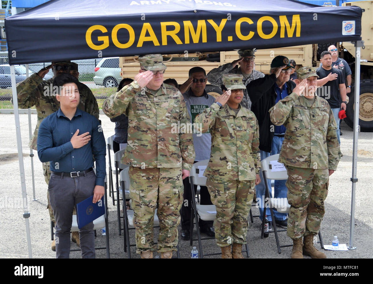 Col. Jon Hewitt, 311th Expeditionary Sustainment Command deputy ...