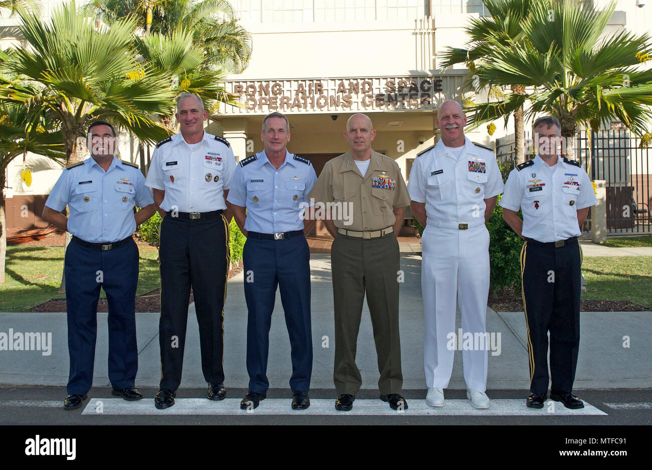 U.S. Pacific Command Component commanders pose for a group Stock Photo ...