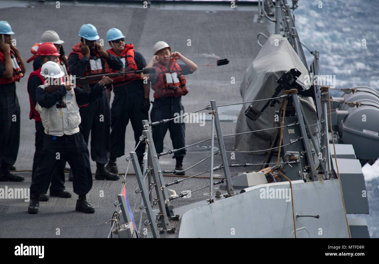 PHILIPPINE SEA (April 24, 2017) Senior Chief Boatswain’s Mate Alvin ...