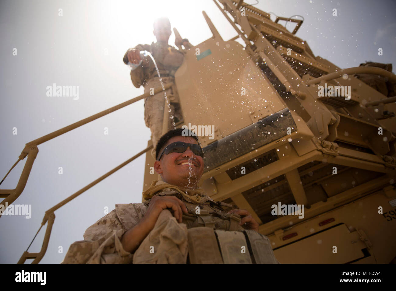 Field wireman hi-res stock photography and images - Alamy