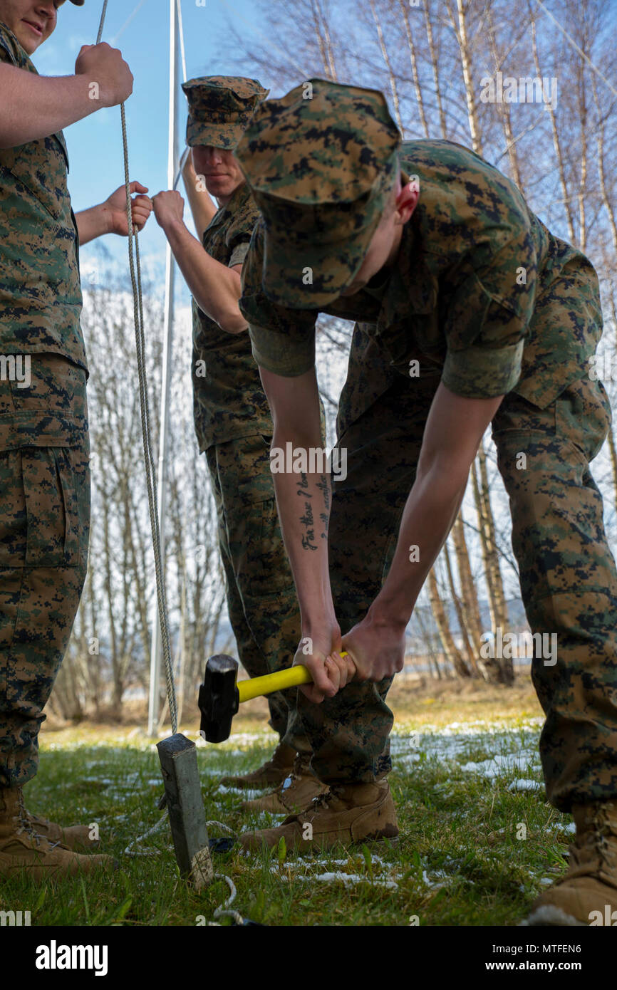 Sarah grenier hi-res stock photography and images - Alamy