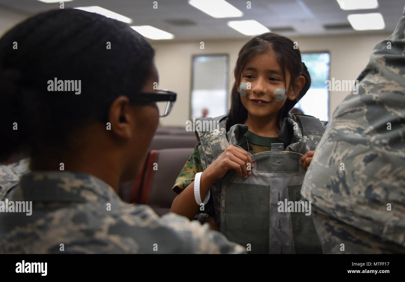 Kids understanding deployment operations hi-res stock photography and ...