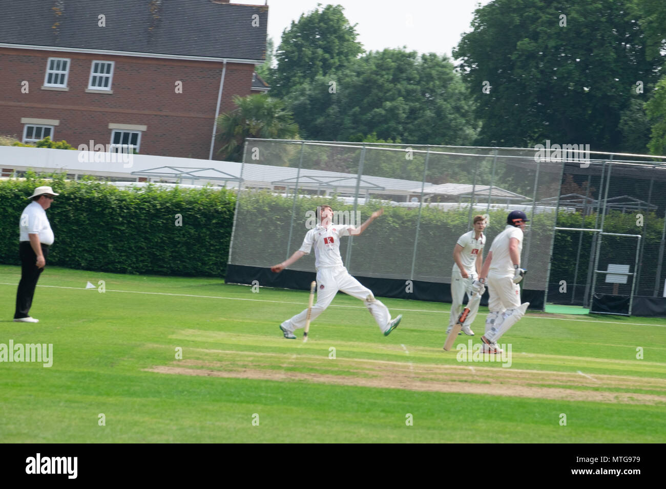 Surrey cricket fielders hi-res stock photography and images - Alamy