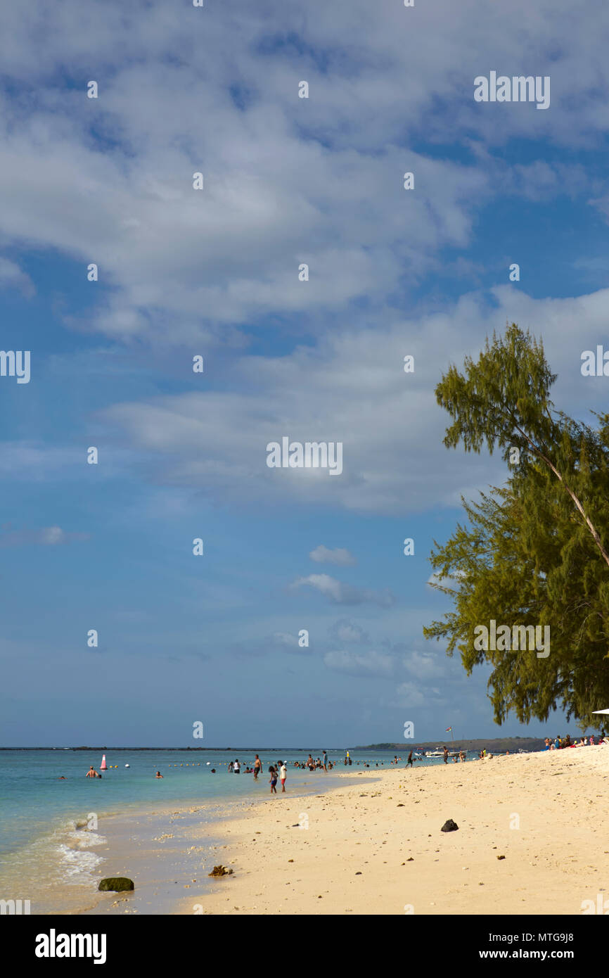 Flic en flac beach hi-res stock photography and images - Alamy