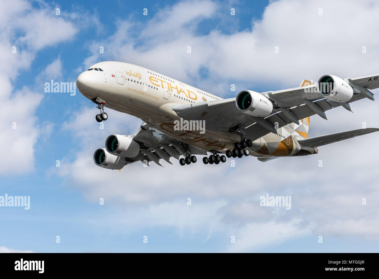 Etihad A380 Landing Abu Dhabi