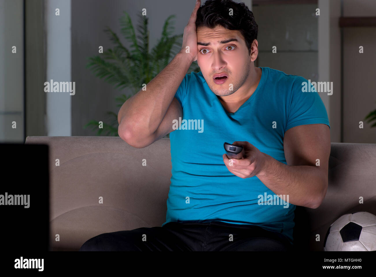 Shocked upset football fan hi-res stock photography and images - Alamy
