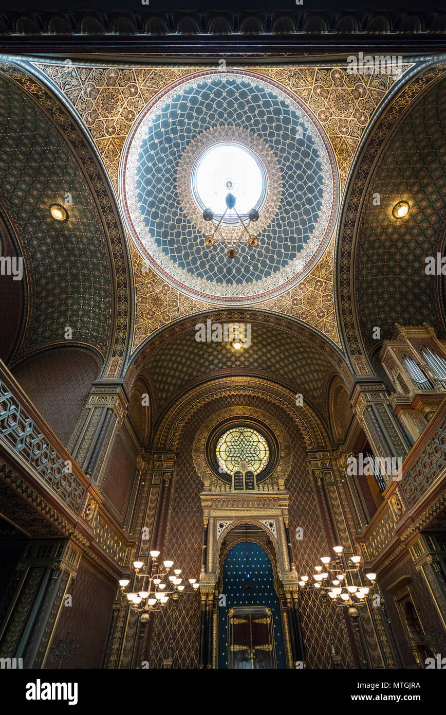 the decorations inside the Spanish synagogue in Prague, Czech Republic ...