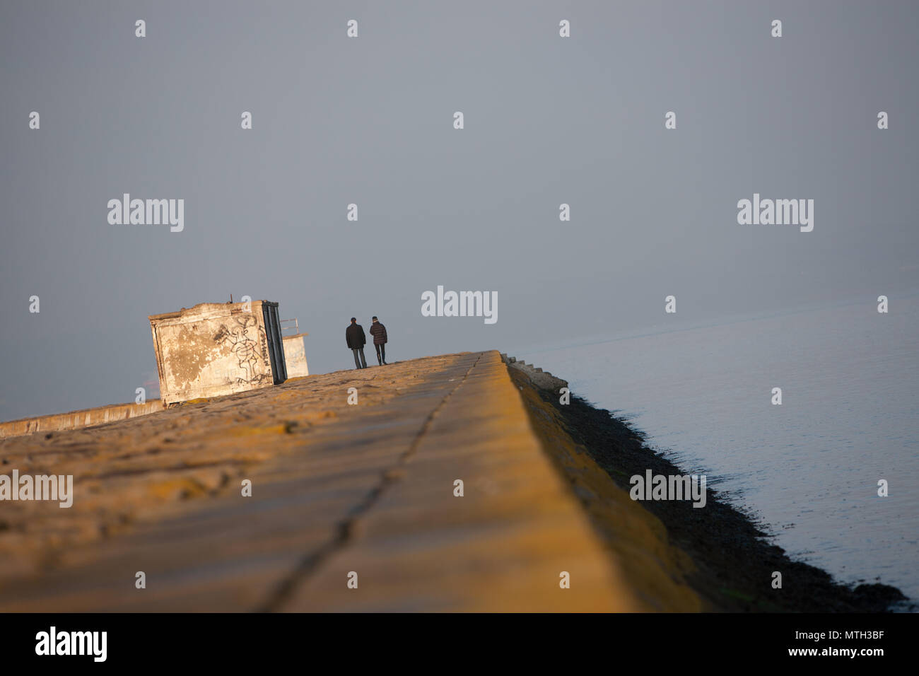 Drug den hi-res stock photography and images - Alamy