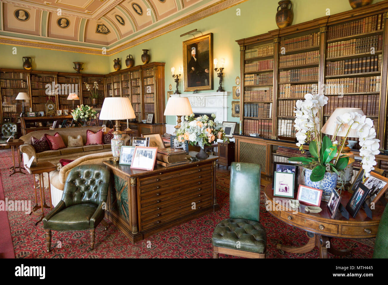 Bowood house interior hi-res stock photography and images - Alamy