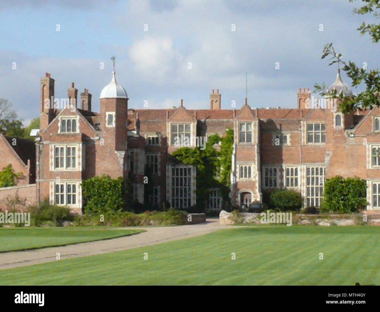 Kentwell hall suffolk hi-res stock photography and images - Alamy