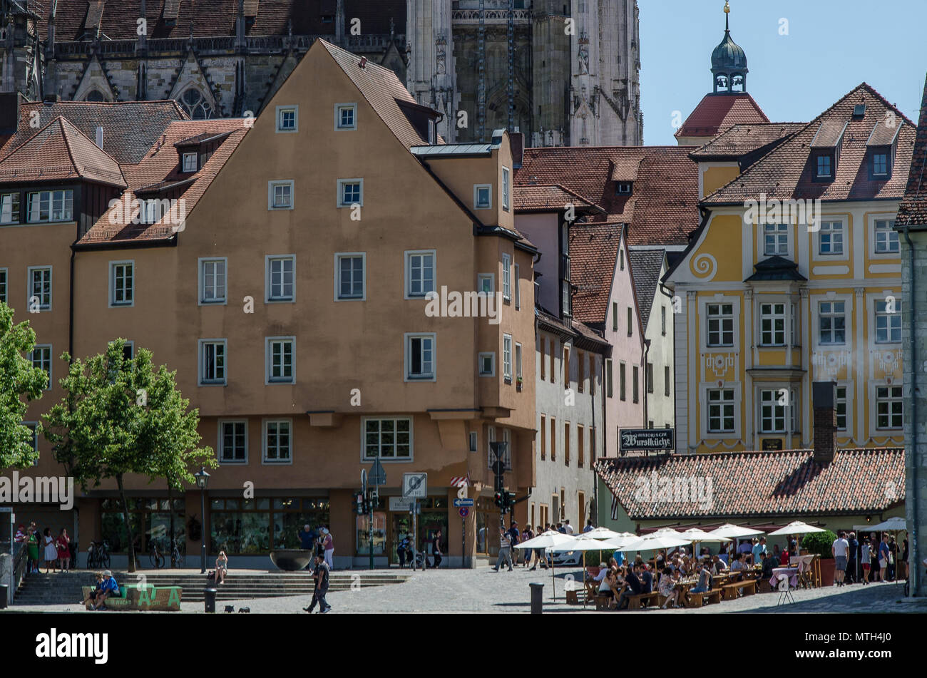 The Historic Sausage Kitchen of Regensburg (Historische Wurstküche zu ...