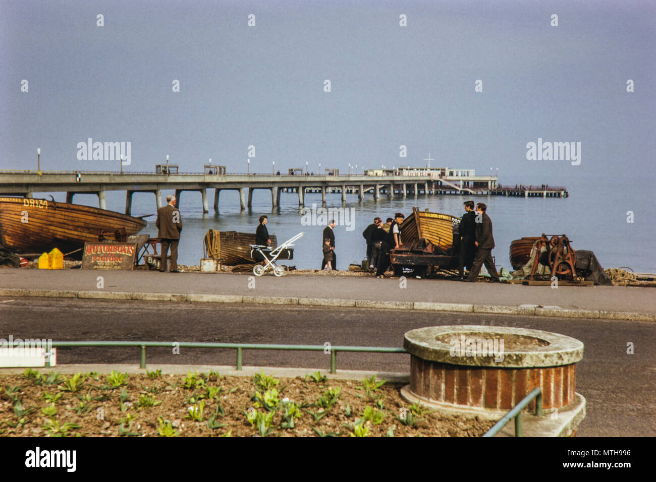 Deal kent seafront architecture hi-res stock photography and images - Alamy
