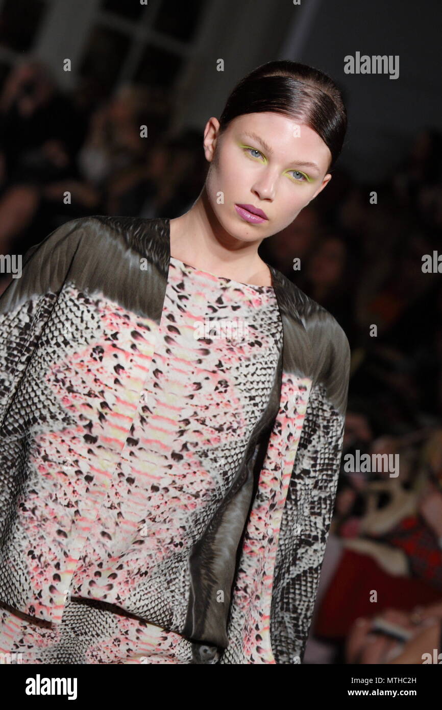 UK Fashion - Model on the runway during the Maria Grachvogel Spring ...