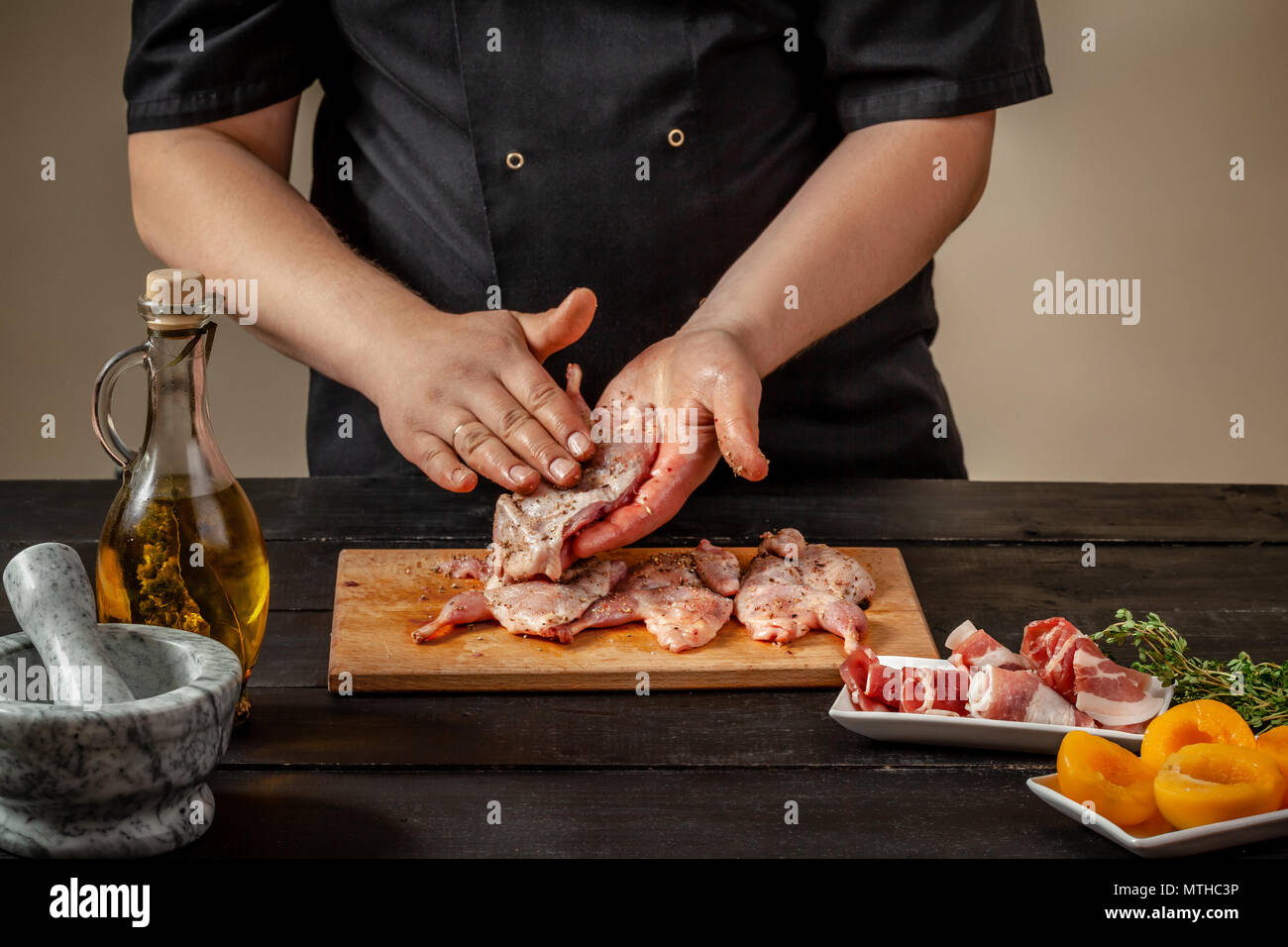 Meat quails hi-res stock photography and images - Alamy