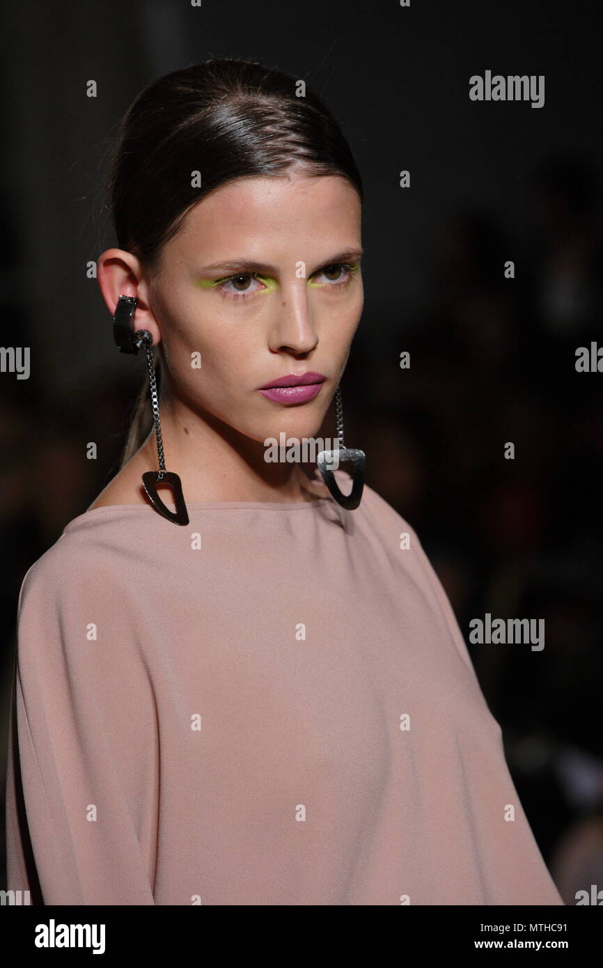 UK Fashion - Model on the runway during the Maria Grachvogel Spring ...