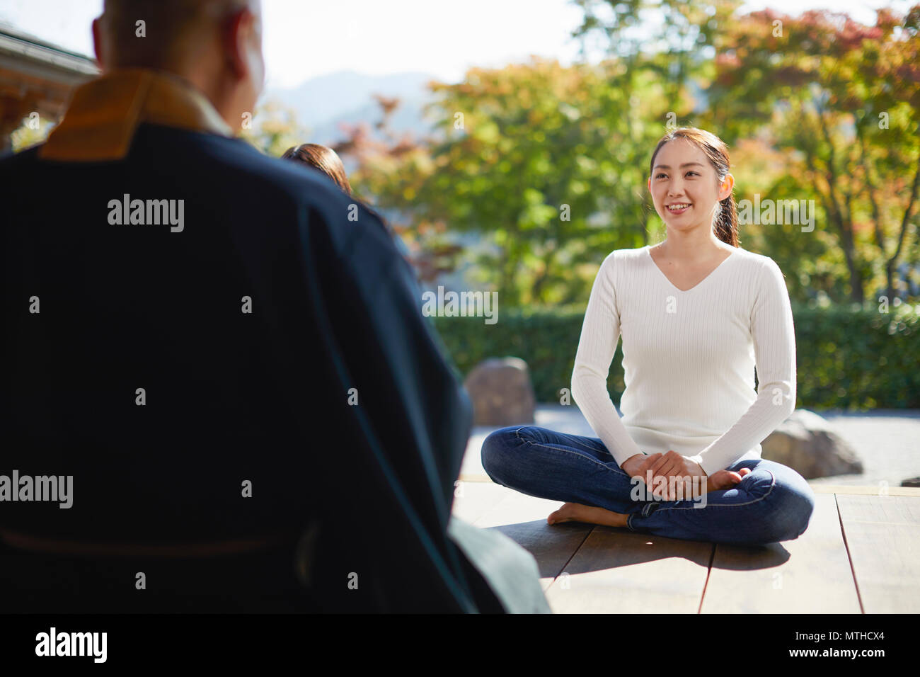 Japanese priest preaching zen meditation Stock Photo - Alamy