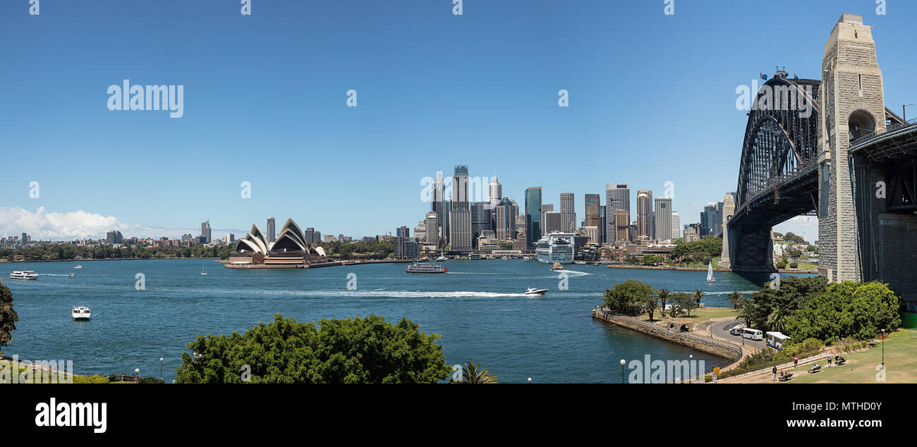 Panoramic view of Sydney skyline and harbour, Sydney, New South Wales ...