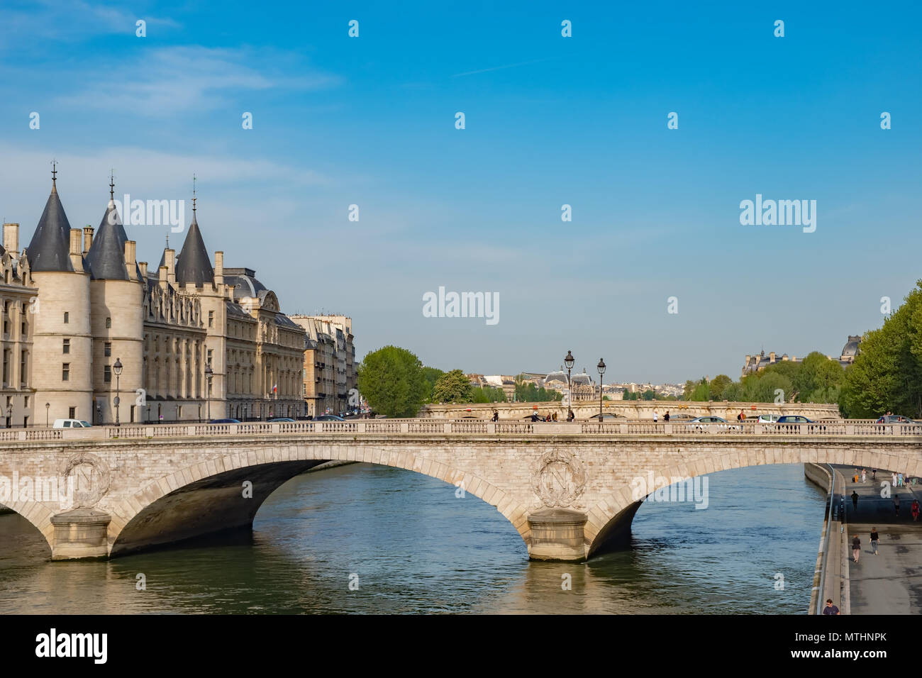 Napoleon iii bridge hi-res stock photography and images - Alamy