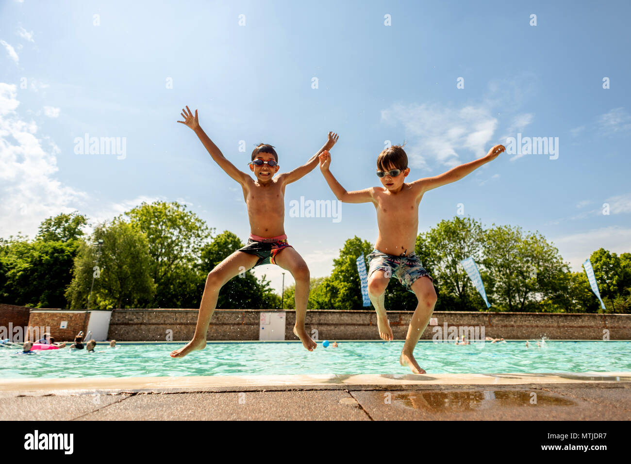 Pells pool, lewes, east sussex hi-res stock photography and images - Alamy
