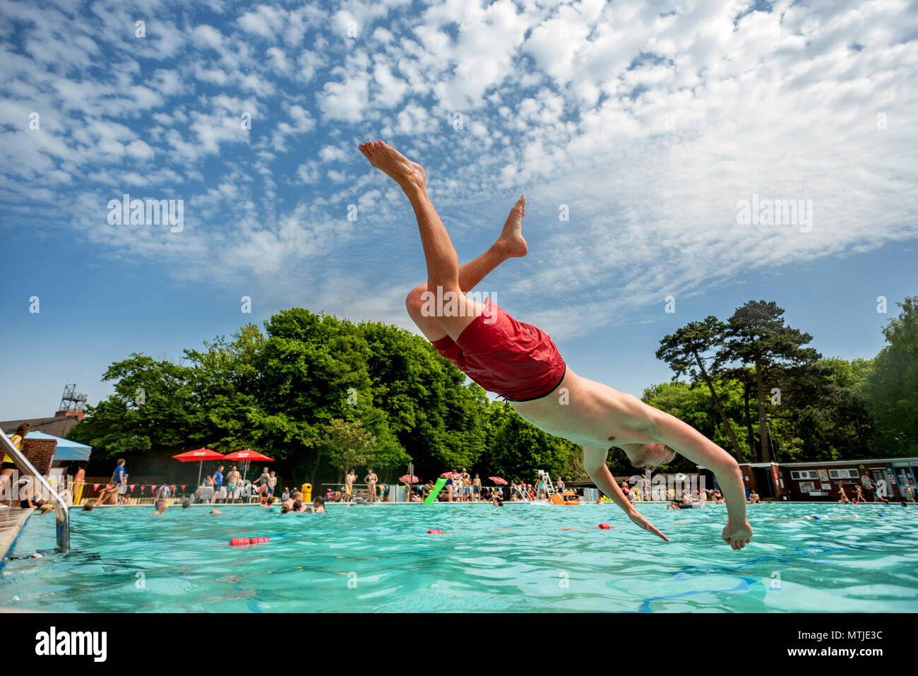Lifeguard pool uk hi-res stock photography and images - Alamy