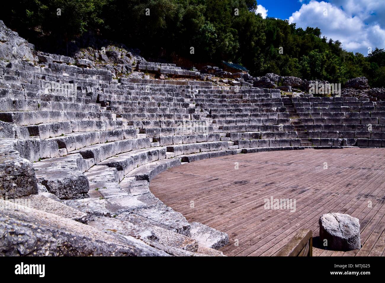 Architecture ancient world amphitheatre floor hi-res stock photography ...