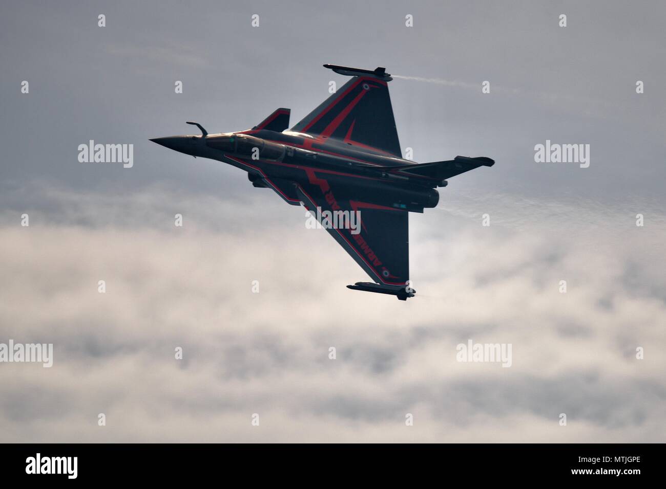 Rafale Solo Display Team with it's new paint scheme for 2018 - flying ...