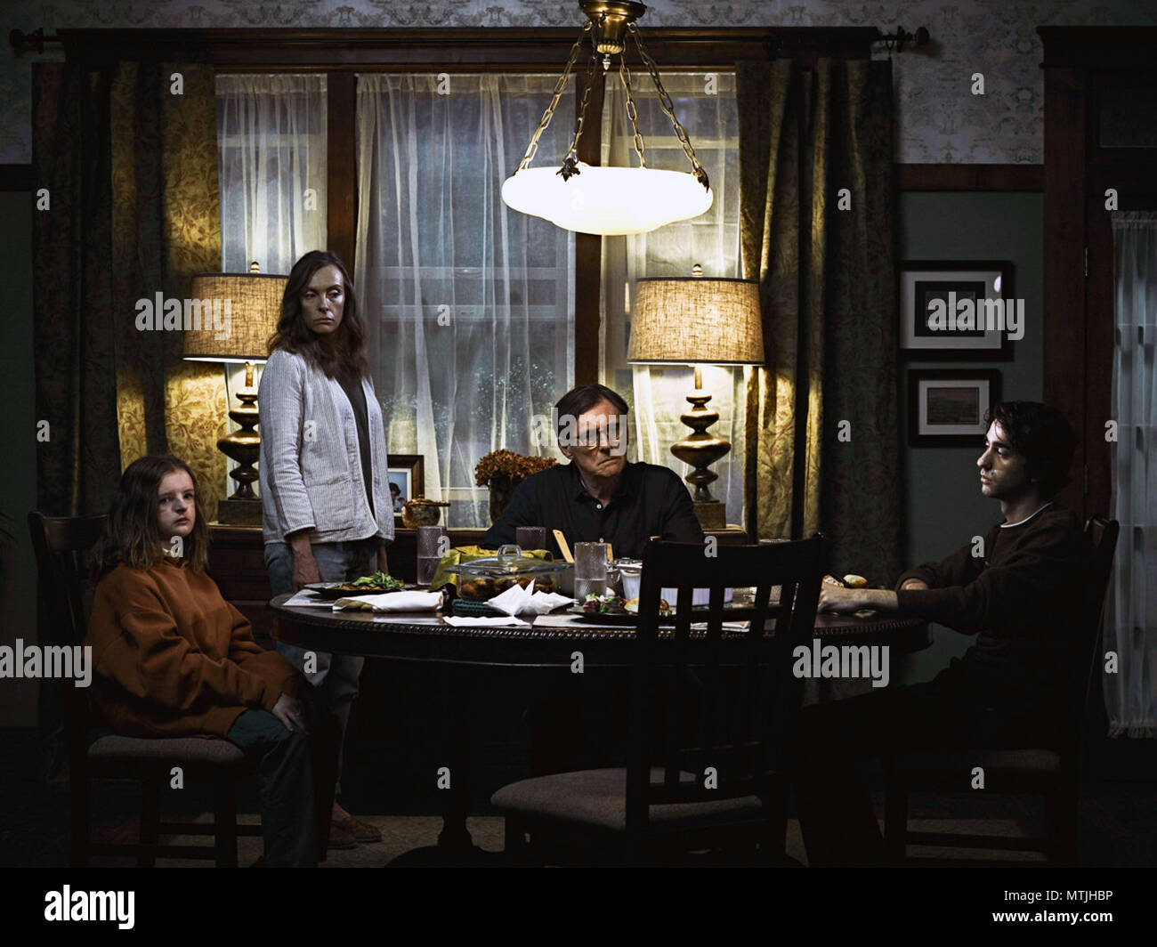 HEREDITARY (2018) MILLY SHAPIRO TONI COLLETTE GABRIEL BYRNE ALEX WOLFF ...