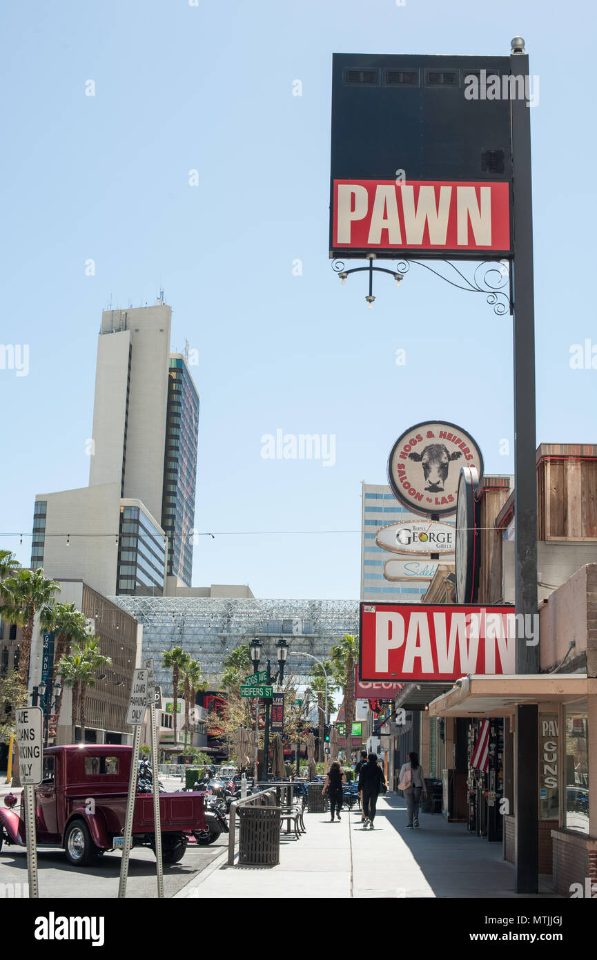Pawn stars hi-res stock photography and images - Alamy