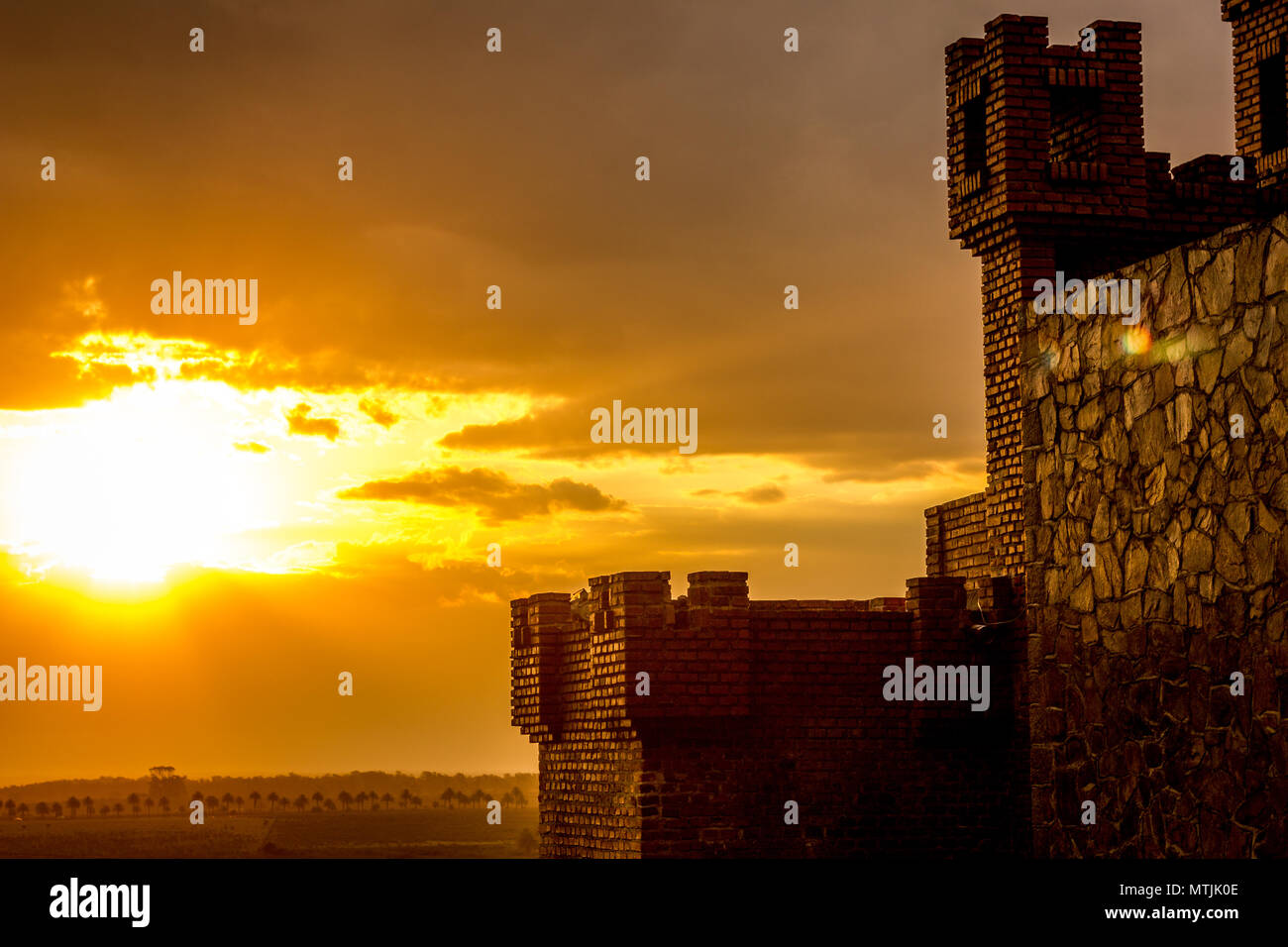 Pittamiglio castle hi-res stock photography and images - Alamy