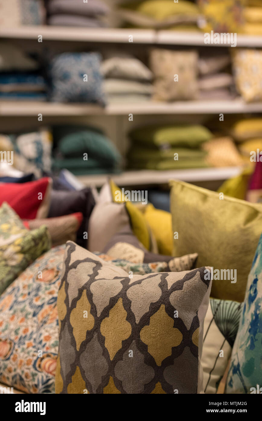 Soft furnishings display hi-res stock photography and images - Alamy