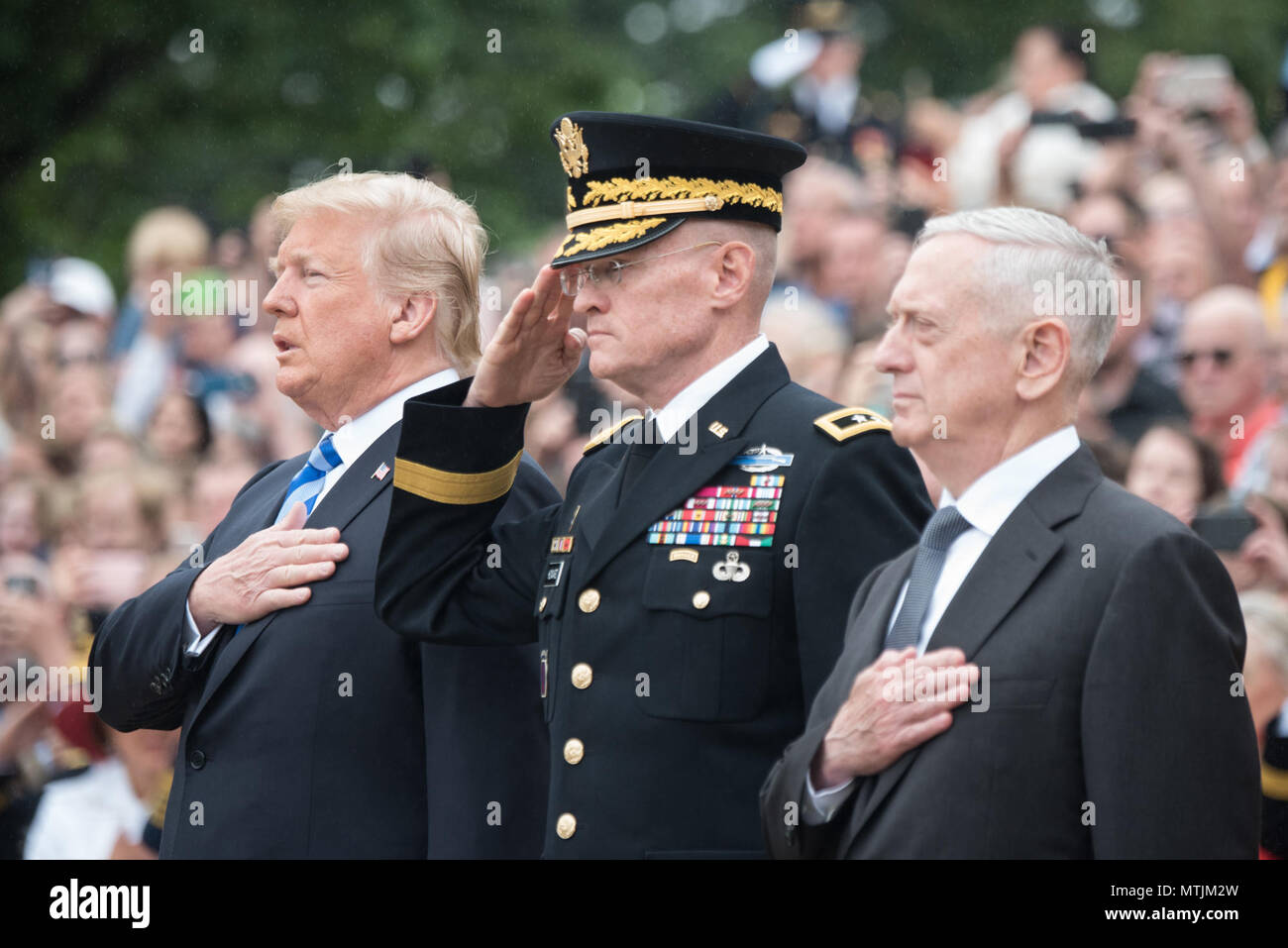 Memorial ceremony honors fallen hi-res stock photography and images - Alamy