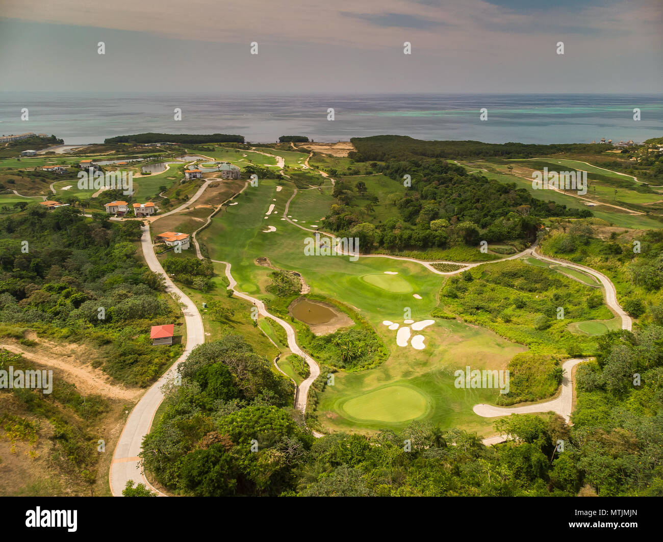 Aerial golf course luxury homes hi-res stock photography and images - Alamy