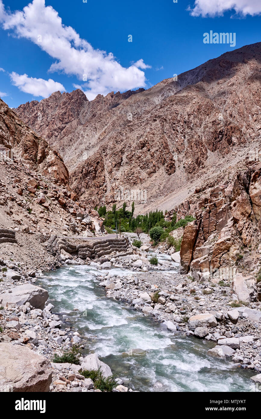 Rugged landscape in Ladakh Stock Photo - Alamy