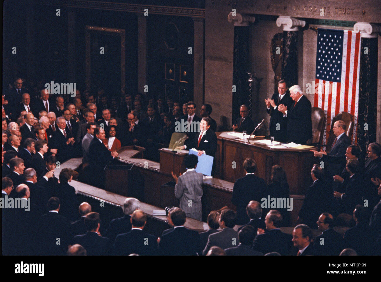Washington, DC 1985/02/06 President Ronald Reagan at the State of the ...
