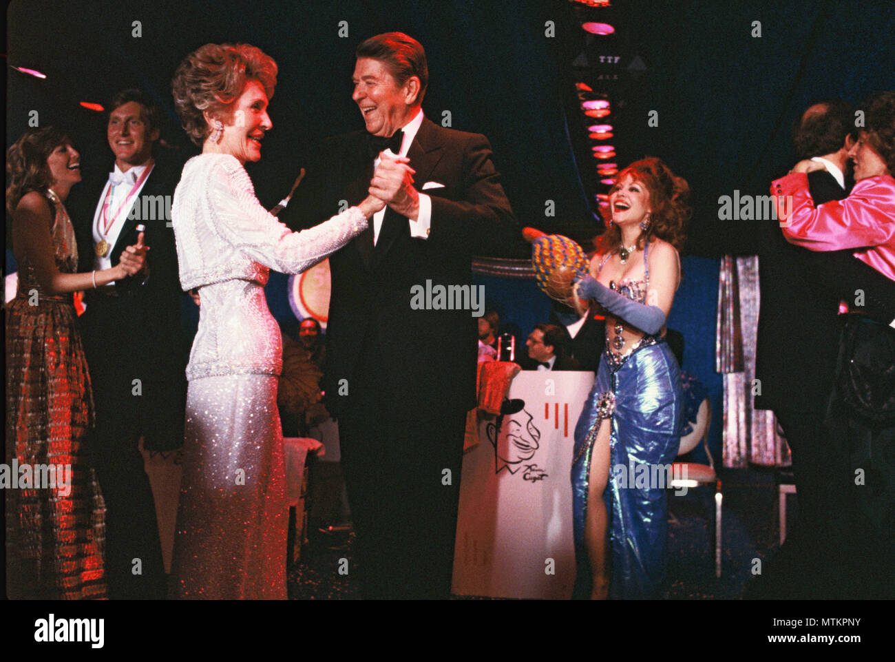 Reagans formal attire hi-res stock photography and images - Alamy