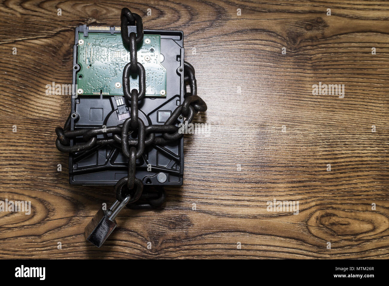 Information security concept, hard disk with chain and padlock Stock ...
