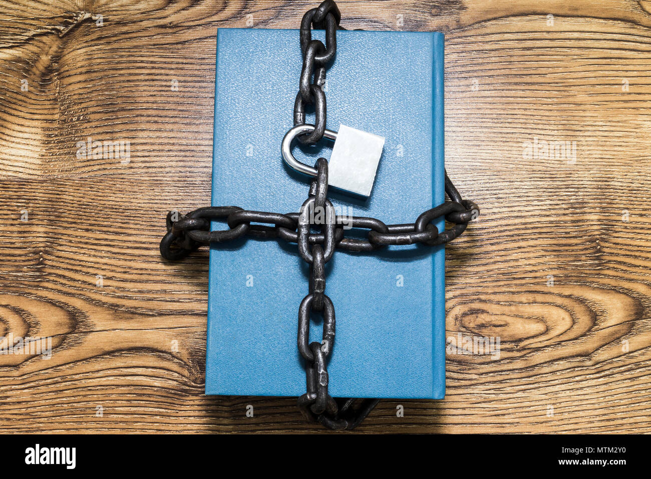 Old book wood chain hi-res stock photography and images - Alamy