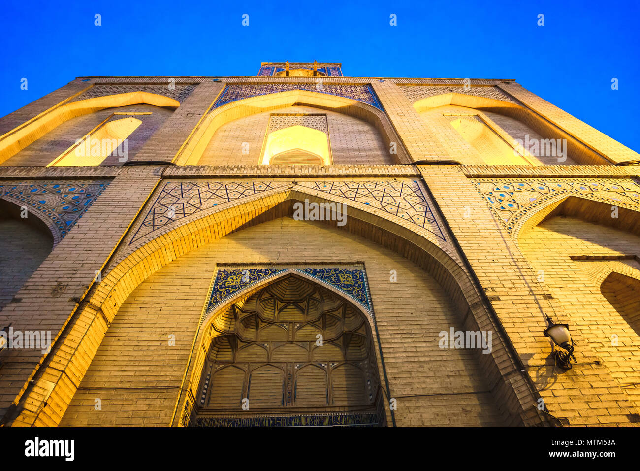 View on front of Vank Cathedral in Isfahan - Iran Stock Photo - Alamy